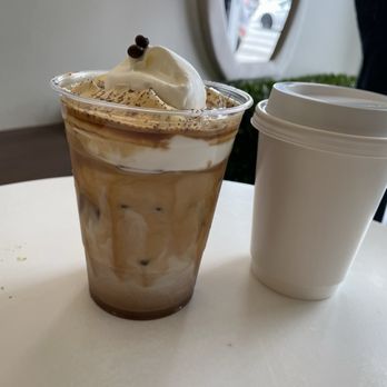 RE COFFEE - Updated June 2024 - 447 Photos & 217 Reviews - 9225 Reseda ...