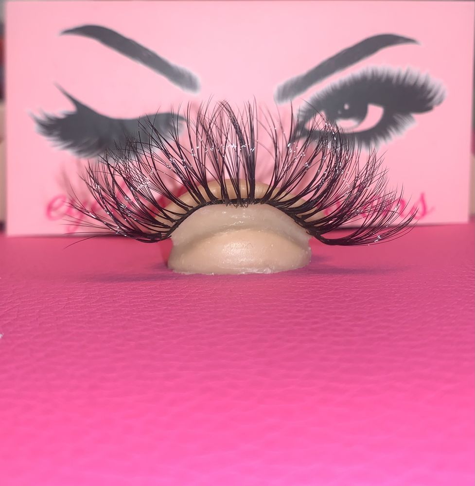 FLUTTER LASH EXTENSIONS - Westland, Michigan - Eyelash Service - Phone ...