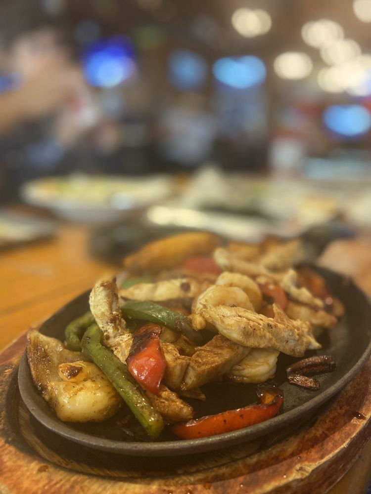 QUARTERDECK RESTAURANTS - Updated July 2024 - 430 Photos & 348 Reviews ...