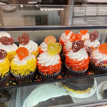 LYNDELL’S BAKERY - Updated December 2025 - 158 Photos & 345 Reviews ...