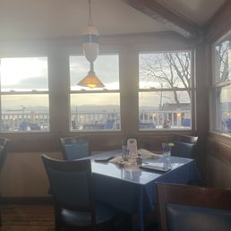 SHANTY ON THE SHORE - Updated January 2026 - 266 Photos & 333 Reviews - 181 Battery St ...