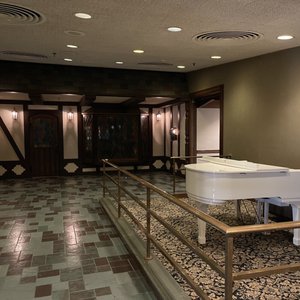 BEST WESTERN PLUS THE NORMANDY INN & SUITES - 85 Photos & 84 Reviews ...