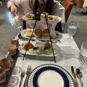 TORRA TEA - Updated March 2025 - 42 Photos & 21 Reviews - 11205 E ...