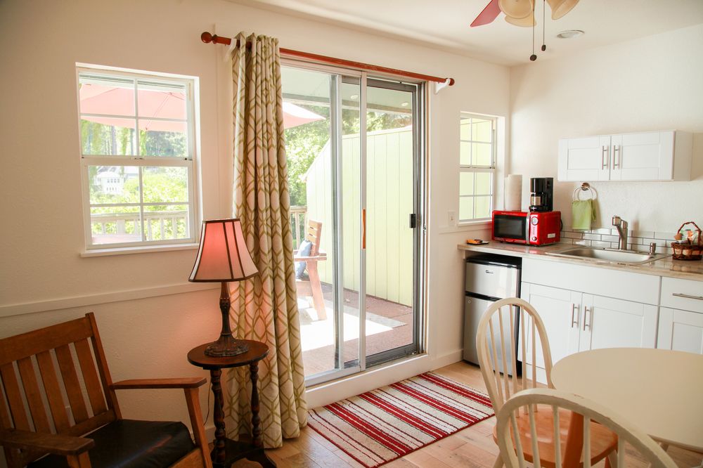 INN ON THE RUSSIAN RIVER - Updated August 2024 - 154 Photos & 82 ...