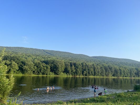 SMITHFIELD BEACH - Updated October 2025 - East Stroudsburg ...