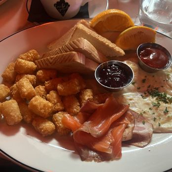 FOX ON JOHN - Updated August 2024 - 386 Photos & 176 Reviews - 106 John ...