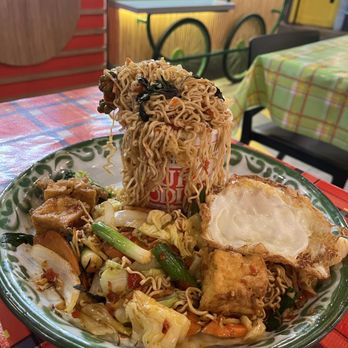 ASEAN STREAT FOOD HALL - Updated May 2024 - 530 Photos & 195 Reviews ...