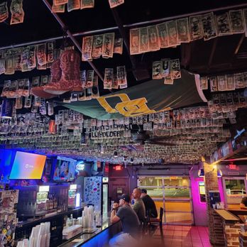 THE BACKYARD BAR STAGE AND GRILL - Updated January 2025 - 192 Photos ...