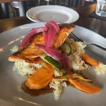 CATCH 109 - Updated July 2025 - 54 Photos & 47 Reviews - 109 S 6th St ...