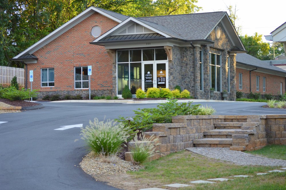 ANDREW R OBLINGER, DDS - Updated August 2025 - 225 S Hawthorne St ...