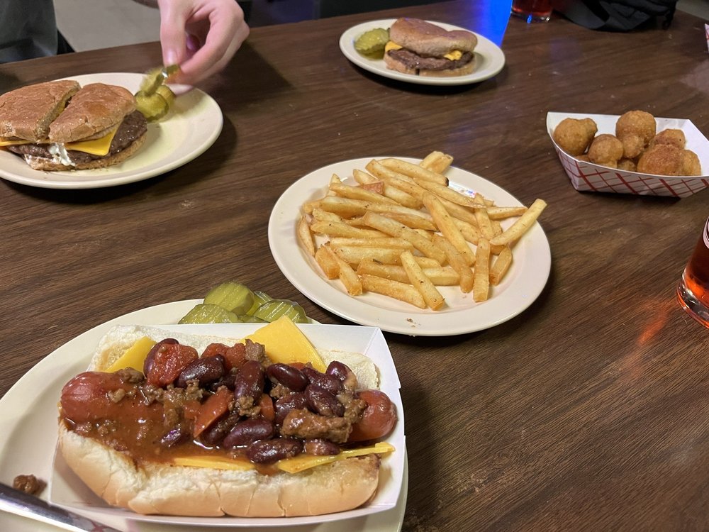 THE PLAZA TAVERN & GRILL - Updated February 2025 - 69 Photos & 107 ...