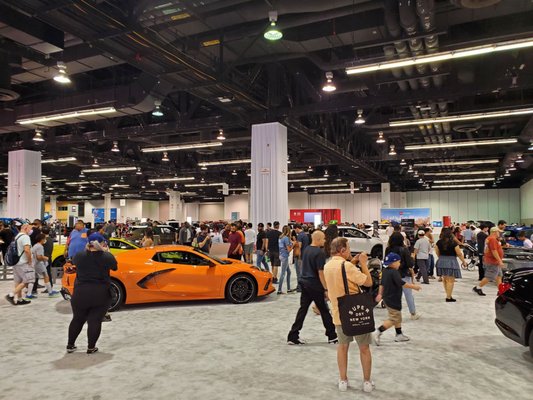 ORANGE COUNTY AUTO SHOW - Updated October 2024 - 845 Photos & 89 ...