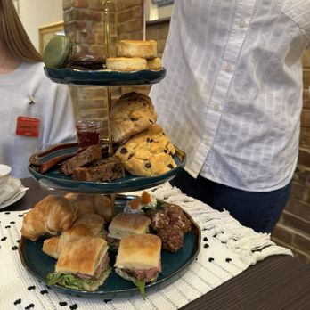 THE QUEEN’S LIBRARY TEA ROOM - Updated December 2025 - 118 Photos & 30 ...