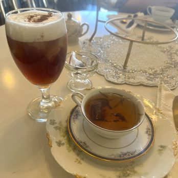 3 ROSES TEA ROOM & GIFTS - Updated September 2025 - 112 Photos & 10 ...