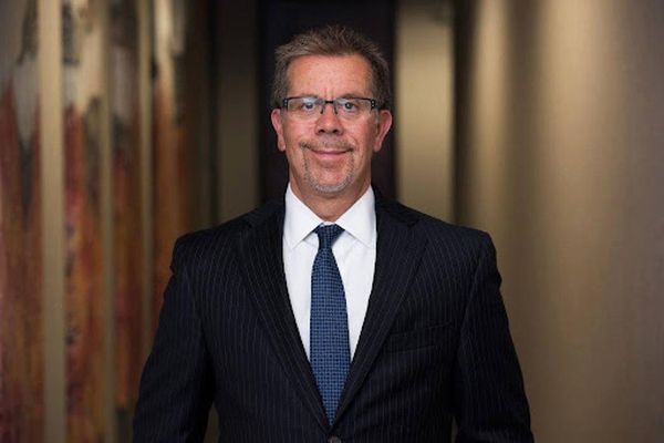 JD LAW - Updated December 2025 - 10 Photos & 33 Reviews - 400 S Melrose ...