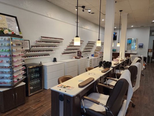 LAVISH NAILS & SPA - Updated May 2026 - 30 Photos & 19 Reviews - 134 ...