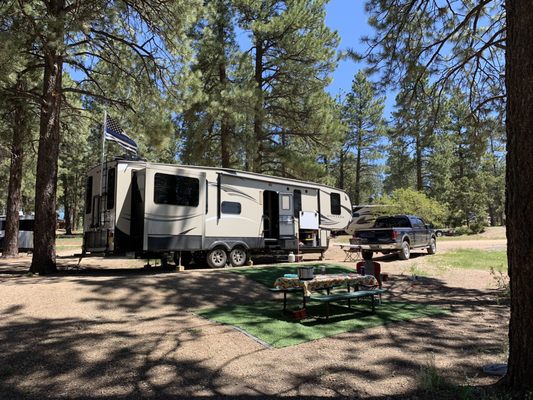 ECHO BASIN CABIN AND RV RESORT - 28 Photos & 14 Reviews - 43747 County ...