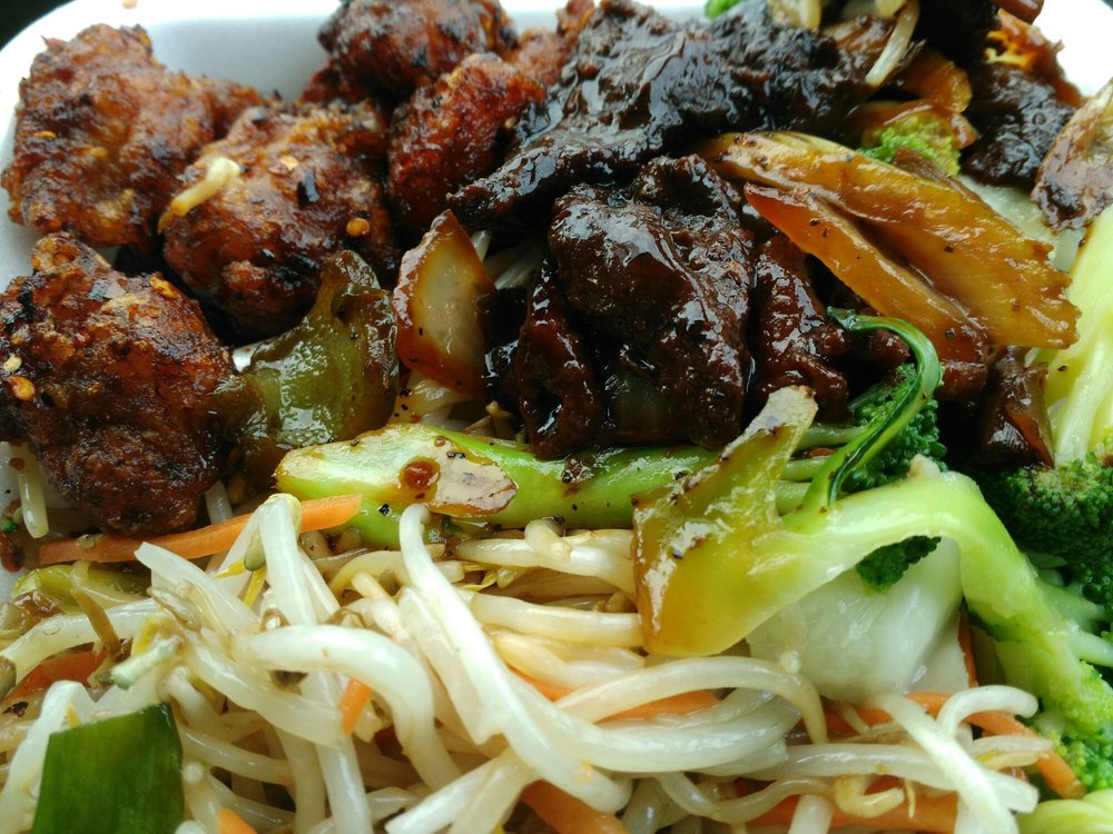 FUSIA ASIAN KITCHEN - Updated December 2025 - 1 Eglinton Square ...