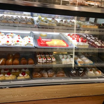 VITO BAKERY INC - Updated July 2024 - 89 Photos & 78 Reviews - 1916 ...