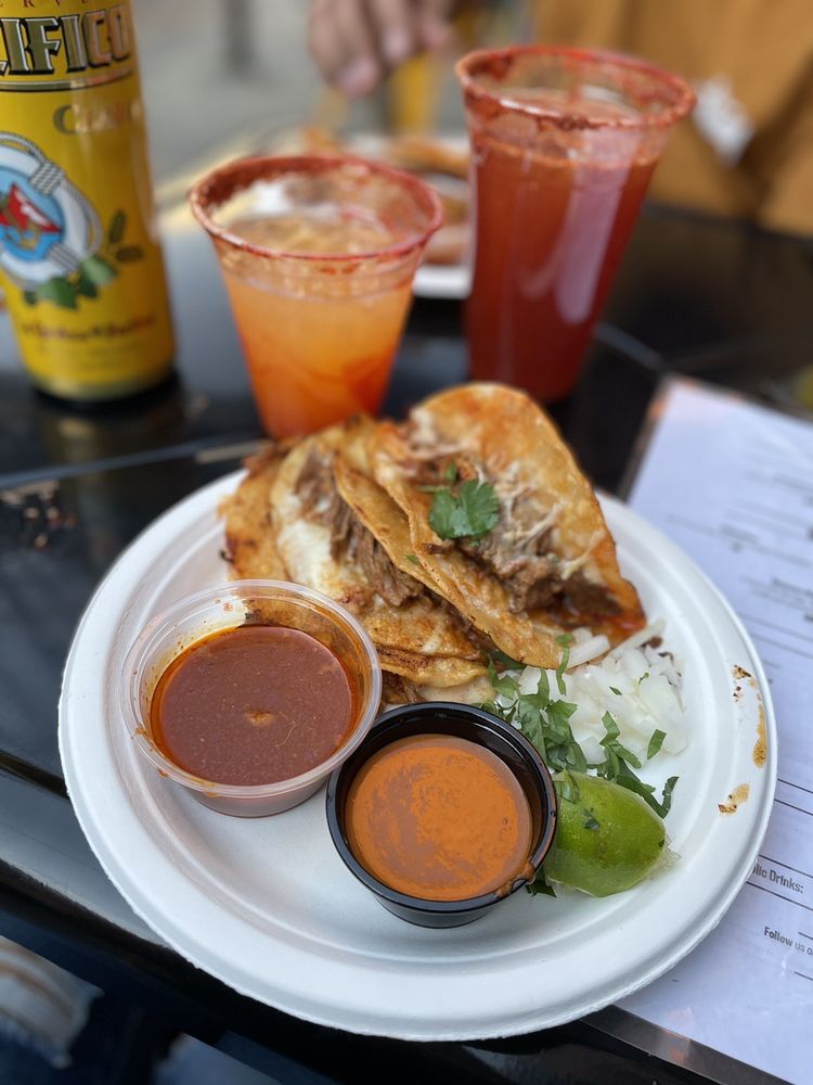 EL INDIO BOTANAS Y CERVEZA - Updated January 2025 - 386 Photos & 264 ...