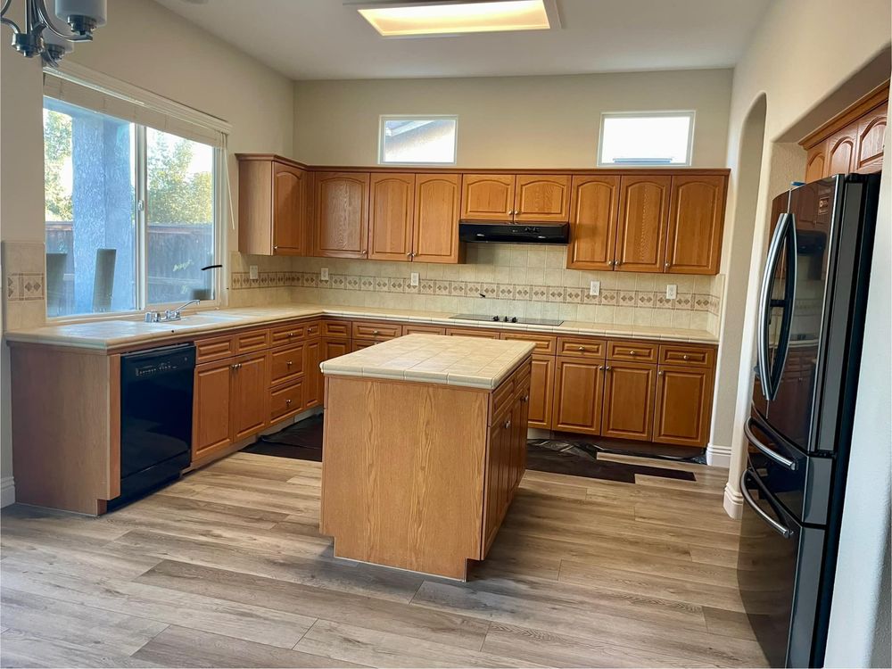 SOLID SURFACE TECHNOLOGY - Updated October 2025 - 74 Photos - 4642 N ...