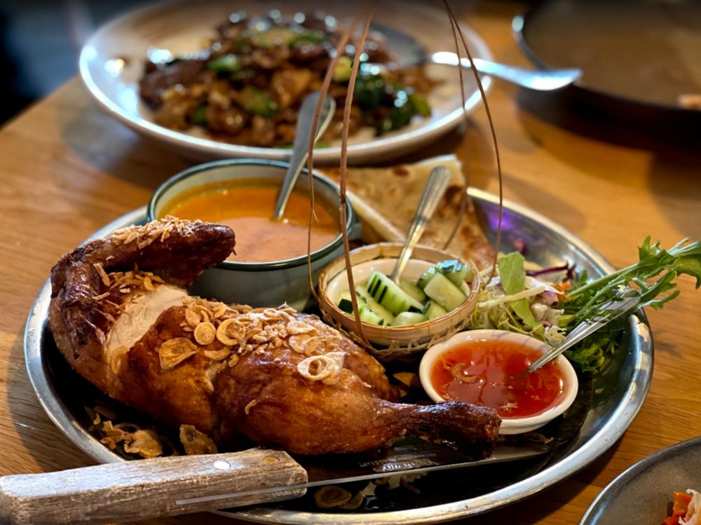 FERN THAI ON MAIN - 822 Photos & 361 Reviews - Thai - 10134 Main St ...