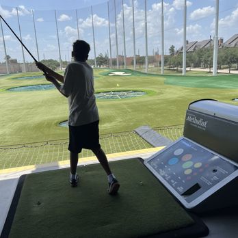 TOPGOLF - Updated March 2025 - 333 Photos & 359 Reviews - 560 Spring ...
