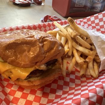 SMALL CHEVAL- RIVERSIDE - Updated February 2025 - 262 Photos & 256 ...