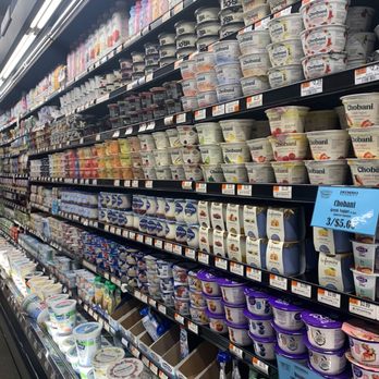 DUMBO MARKET - Updated December 2025 - 28 Photos & 14 Reviews - 205 ...