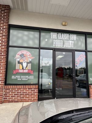 THE CLASSY COW FOOD JOINT - Updated September 2024 - 114 Photos & 95 ...