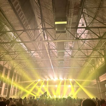 RADIUS - Updated December 2025 - 124 Photos & 80 Reviews - 640 W Cermak ...