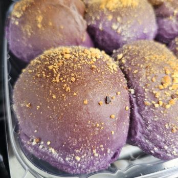 PAMPANGA’S BAKERY ARTESIA - Updated March 2025 - 646 Photos & 369 ...