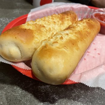 Toppers Pizza Place - Cheap - Pizza - Updated June 2025 - 89 Photos ...