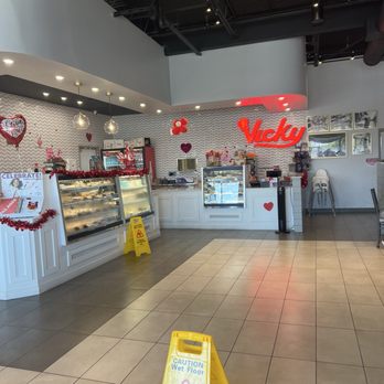 VICKY BAKERY - Updated December 2025 - 134 Photos & 60 Reviews - 4556 S ...