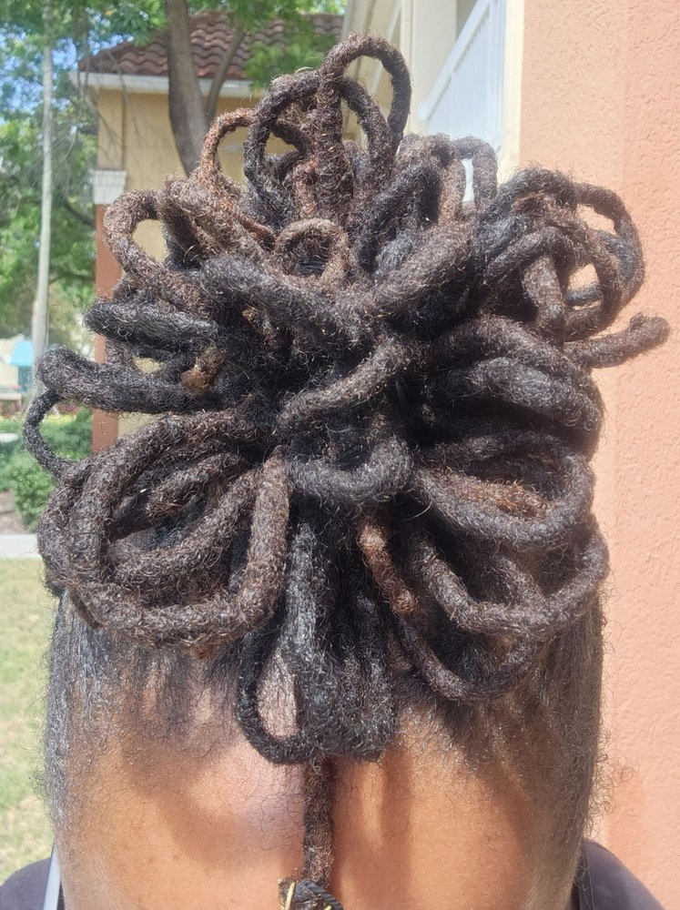 GOLDEN LOCS LOUNGE - Updated June 2025 - 297 Photos - 4577 N University ...
