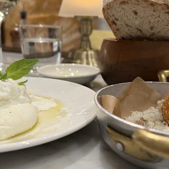 EATALY - SOHO - Updated September 2025 - 272 Photos & 89 Reviews - 200 ...