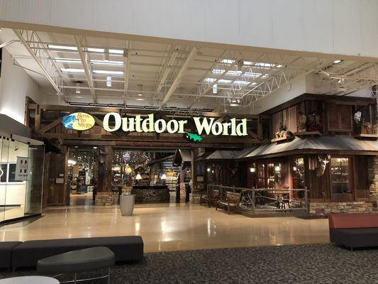 BASS PRO SHOPS - Updated January 2026 - 122 Photos & 99 Reviews - 6112 ...