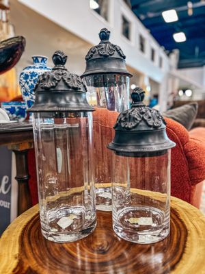 PETERSONS’ CONSIGNING DESIGN - Updated December 2025 - 225 Photos & 31 ...