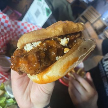 KILTED BUFFALO - Updated December 2025 - 26 Photos & 15 Reviews - 1212 ...