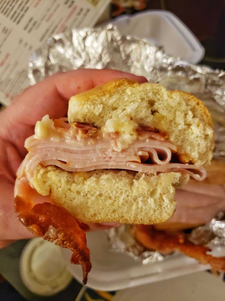 CECIL WHITTAKER’S PIZZERIA - Updated August 2025 - 49 Photos & 22 ...