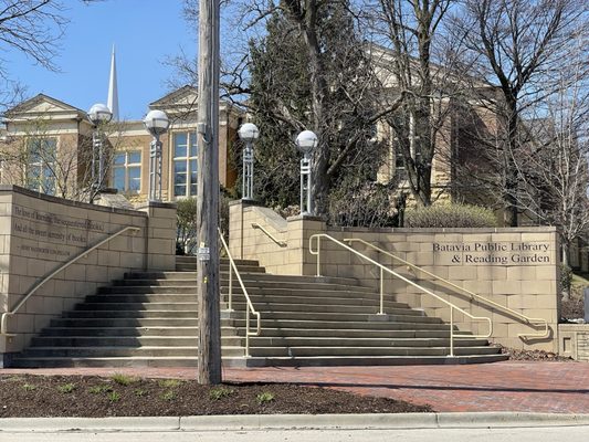 BATAVIA PUBLIC LIBRARY - Updated May 2025 - 21 Photos & 21 Reviews - 10 ...