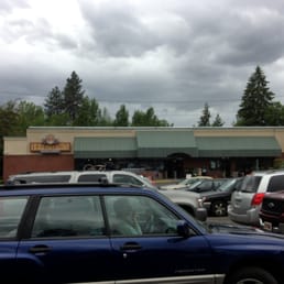 HUCKLEBERRY’S NATURAL MARKETS - Updated October 2025 - 149 Photos & 229 ...