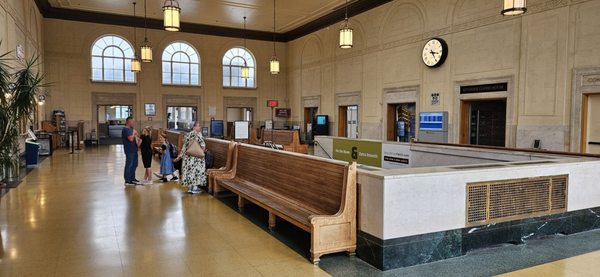 AMTRAK - LANCASTER - Updated September 2025 - 35 Photos & 23 Reviews ...