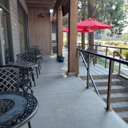 ROUNDABOUT BOOKS - Updated July 2025 - 52 Photos & 40 Reviews - 900 NW ...