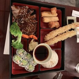ZUKI SUSHI HOUSE - Updated October 2025 - 131 Photos & 176 Reviews ...