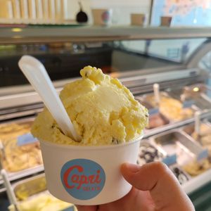 CAPRI GELATO & COFFEE BAR - 29 Photos & 22 Reviews - 1034 Hermosa Ave ...
