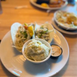 OCEANS & ALE - Updated July 2024 - 625 Photos & 830 Reviews - 5601 ...