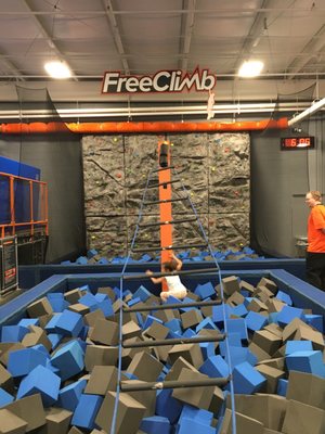 SKY ZONE - MADISON - Updated June 2025 - 20 Photos & 53 Reviews - 2134 ...