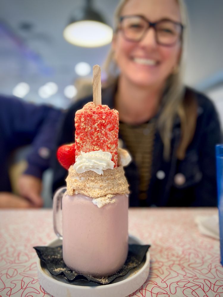 4 SPEED ON 50’S DINER - Updated December 2025 - 71 Photos & 61 Reviews ...