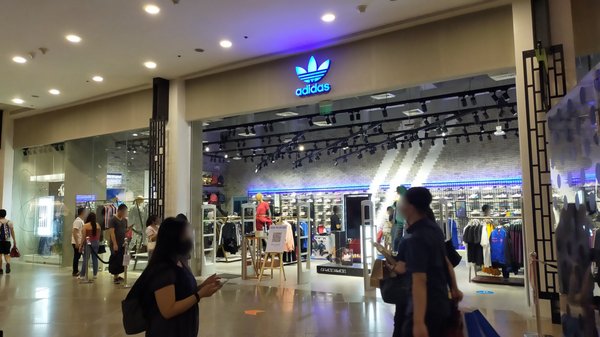ADIDAS ORIGINALS NEIGHBORHOOD STORE - Esperanza St, Makati, Metro ...